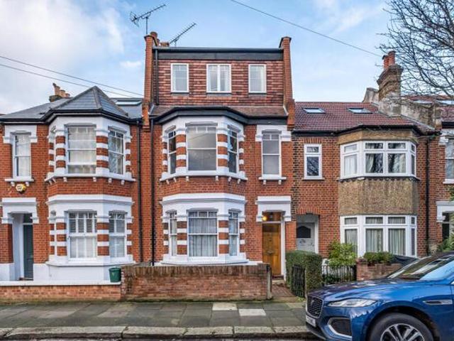 4 Bedroom House London Greater London LS100503271