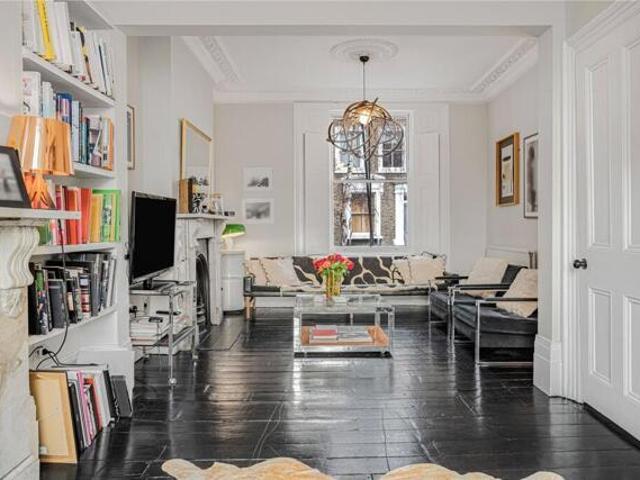 4 Bedroom House London Greater London LS100648673