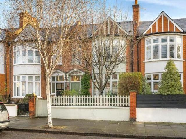 4 Bedroom House London Greater London LS101678279