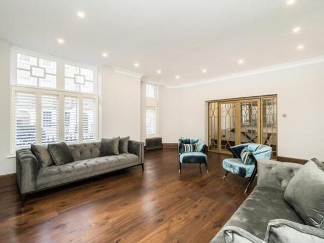 4 Bedroom House London Greater London LS101701690