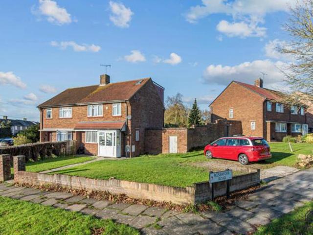 4 Bedroom House London Greater London LS101931391