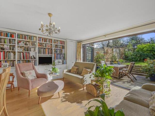 4 Bedroom House London Greater London 101168306