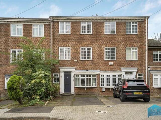 4 Bedroom House London Greater London 101955324