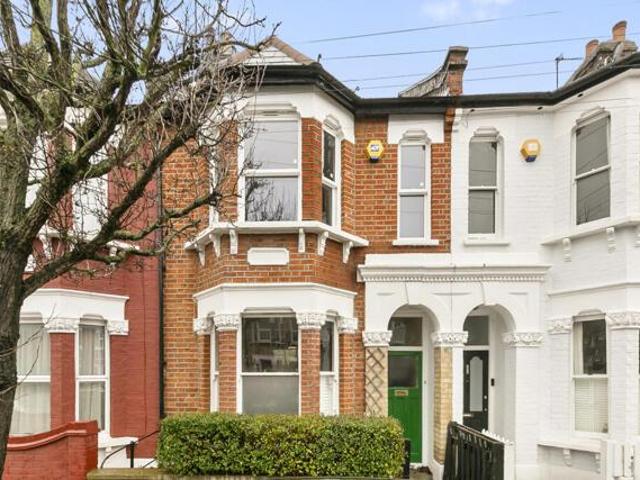 4 Bedroom House London Greater London 99840355