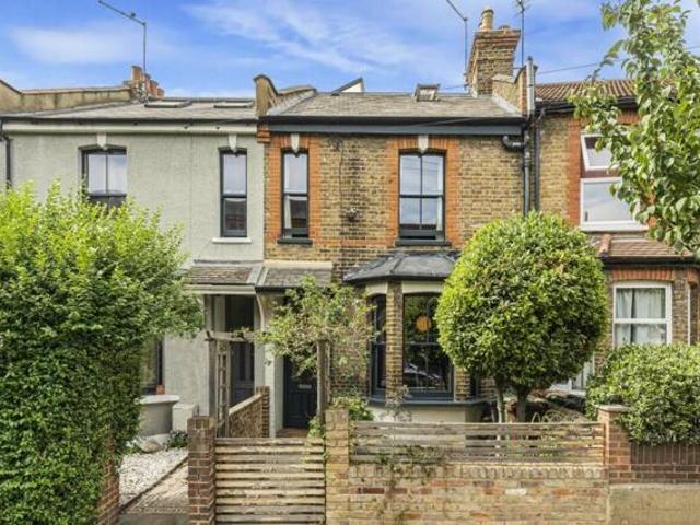 4 Bedroom House Londres Greater London 101743211