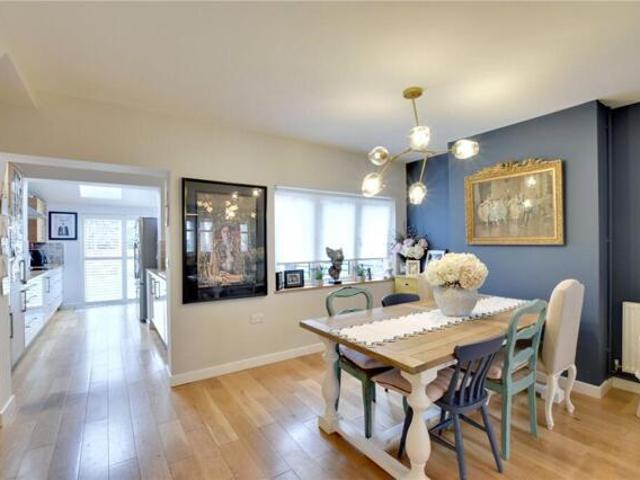 4 Bedroom House Londres Greater London 101168665