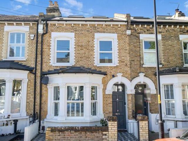 4 Bedroom House Londres Greater London 101199868