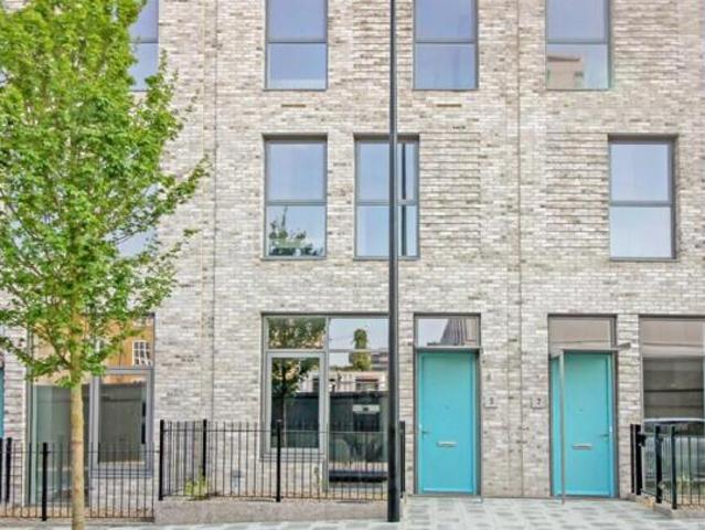 4 Bedroom House Londres Greater London 101231920