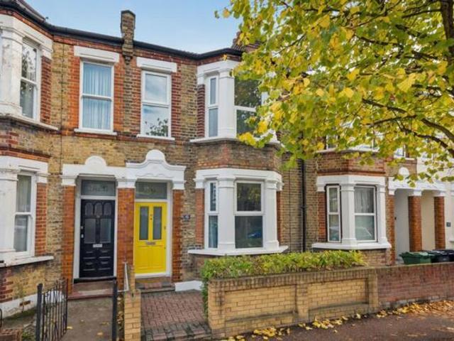 4 Bedroom House Londres Greater London LS98969304