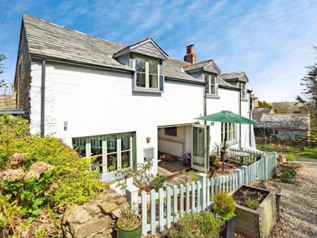 4 Bedroom House Looe Cornwall LS100096987