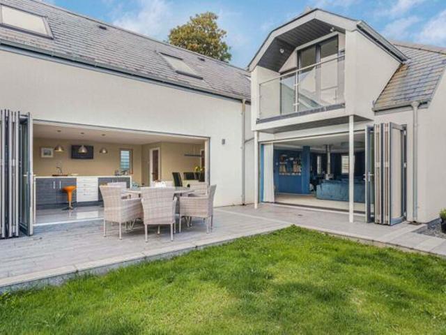 4 Bedroom House Lostwithiel Cornwall LS101199928