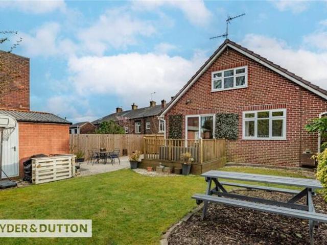 4 Bedroom House Lancs Oldham LS99986493