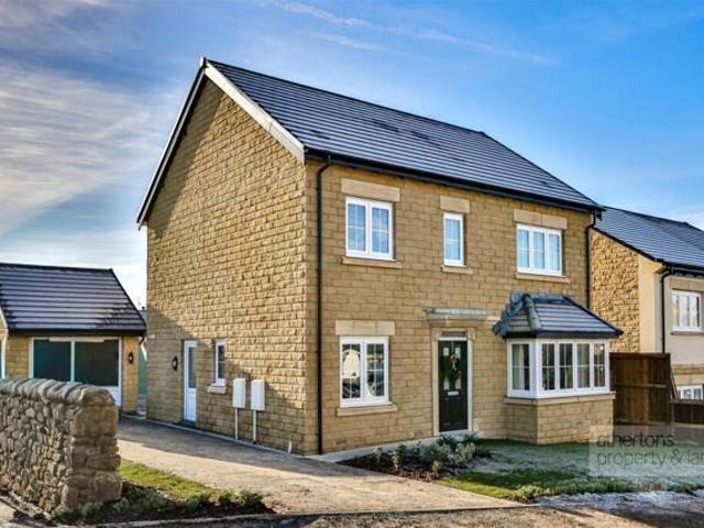 4 Bedroom House Lancs Lancashire 98612321