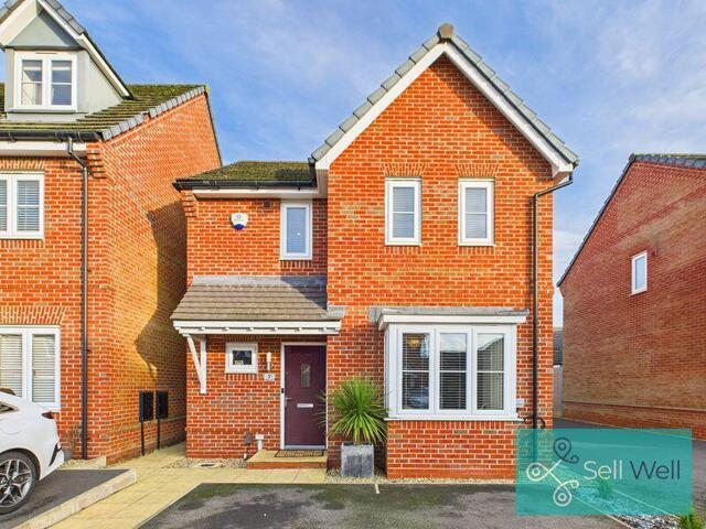 4 Bedroom House Lancs Lancashire 99161802