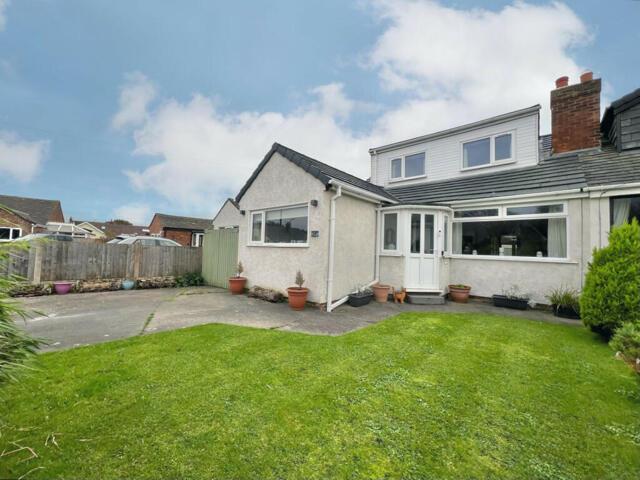 4 Bedroom House Lancs Lancashire 99290266