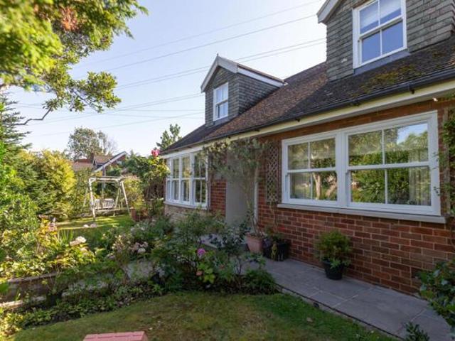 4 Bedroom House Lancs Lancashire 100684839