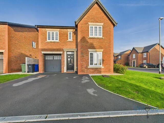 4 Bedroom House Lancs Lancashire 100855131