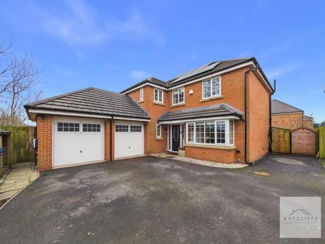4 Bedroom House Lancs Lancashire 101931857