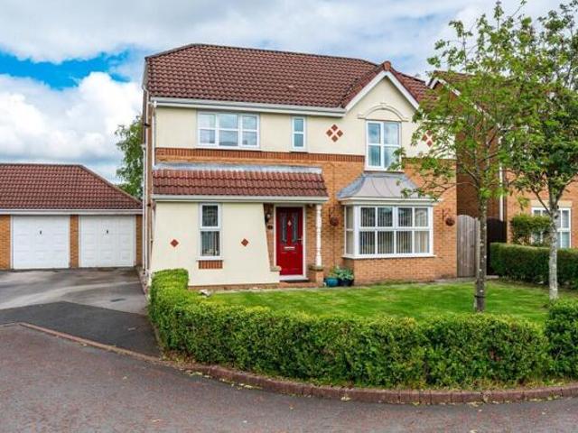 4 Bedroom House Lancs Lancashire LS100541192