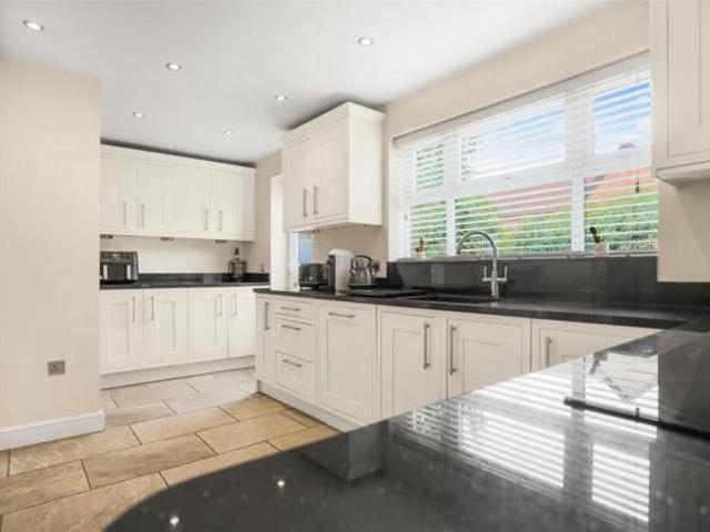 4 Bedroom House Lancs Lancashire LS98800914
