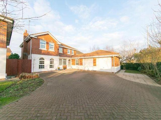 4 Bedroom House Lancs Lancashire LS99608282
