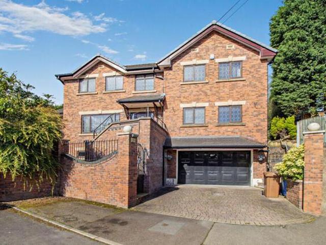 4 Bedroom House Lancs Rochdale 101674986