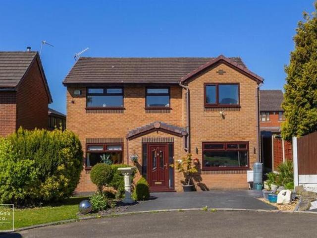 4 Bedroom House Lancs Wigan LS101676191