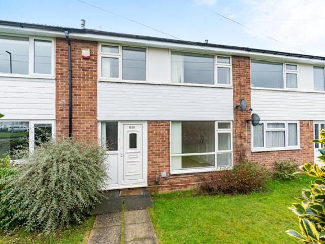 4 Bedroom House Leeds Leeds LS100263212