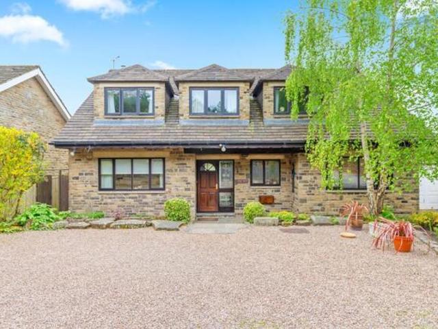4 Bedroom House Leeds Leeds LS101100183