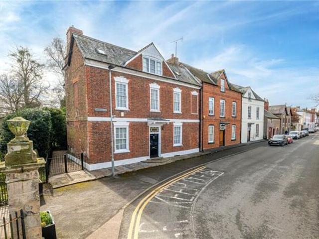 4 Bedroom House Leominster Herefordshire LS101676936
