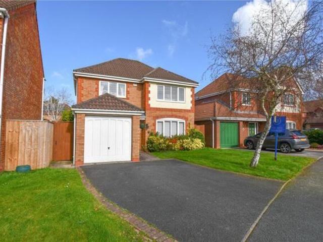 4 Bedroom House Little Sutton Cheshire 100855161