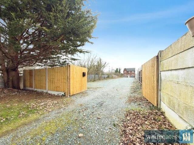 4 Bedroom House Liverpool Liverpool 99951983