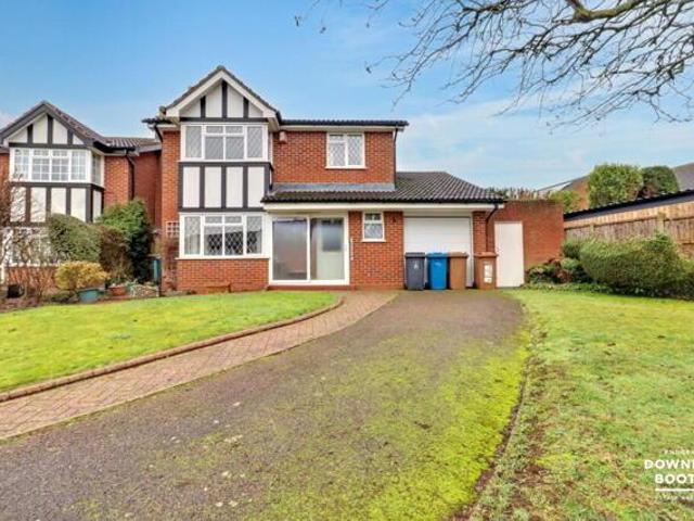 4 Bedroom House Lichfield Staffordshire 99436989