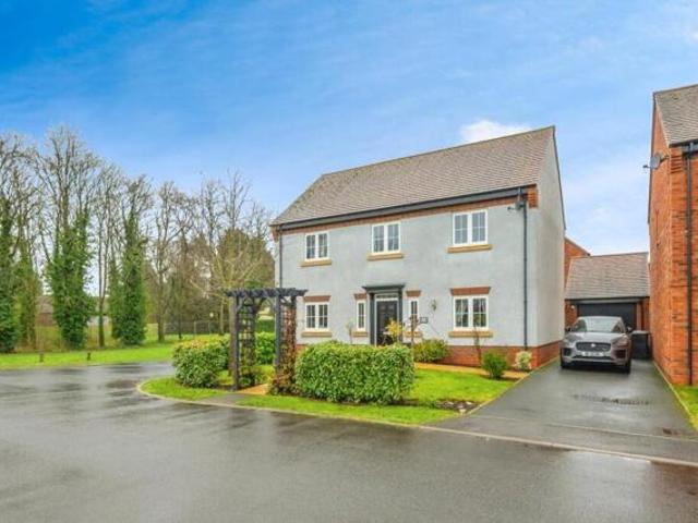 4 Bedroom House Lichfield Staffordshire LS99437165