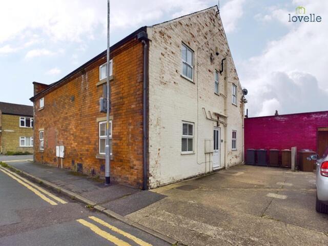 4 Bedroom House Lincoln Lincolnshire 100786543