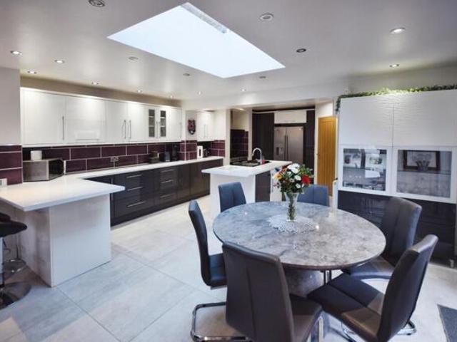 4 Bedroom House Lincolnshire Lincolnshire 99840285