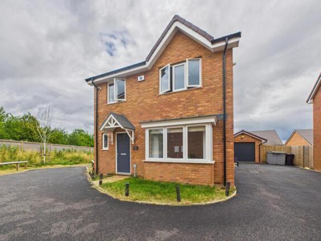 4 Bedroom House Lydney Gloucestershire 101678052