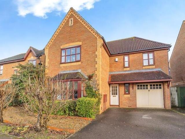4 Bedroom House Monkston Buckinghamshire 99290502