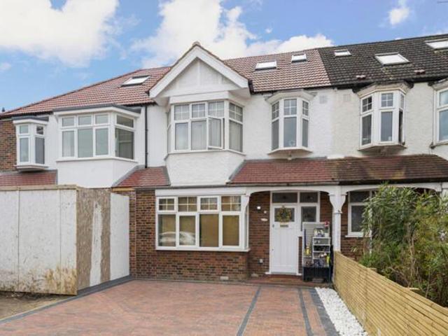 4 Bedroom House Morden Greater London LS100855323