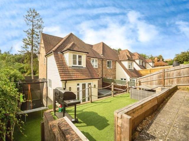 4 Bedroom House Maidstone Kent 99773464