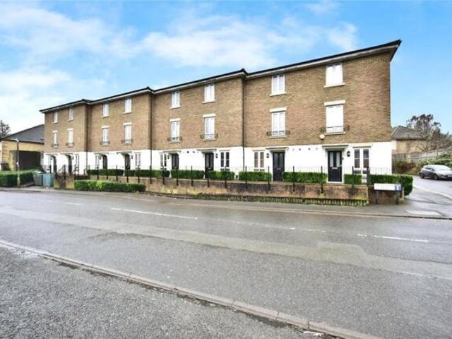 4 Bedroom House Maidstone Kent 99029274