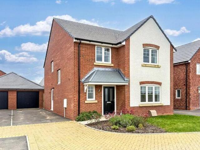 4 Bedroom House Market Drayton Shropshire 98835011