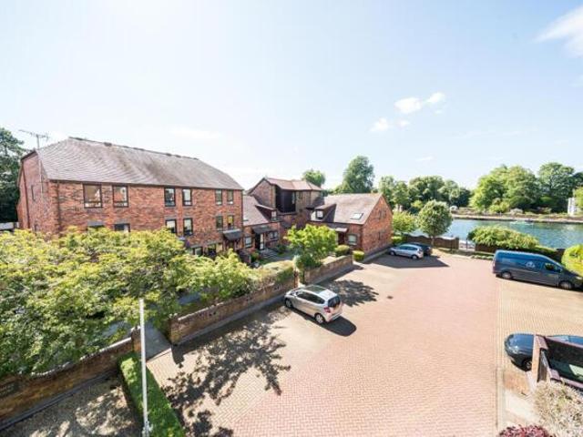 4 Bedroom House Marlow Buckinghamshire LS101677168