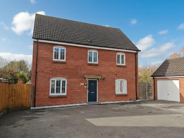 4 Bedroom House Melksham Wiltshire LS100342908