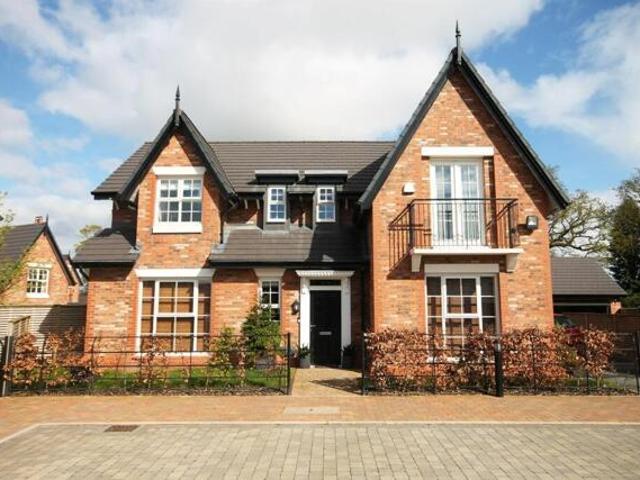 4 Bedroom House Middlewich Road Middlewich Road LS99437080