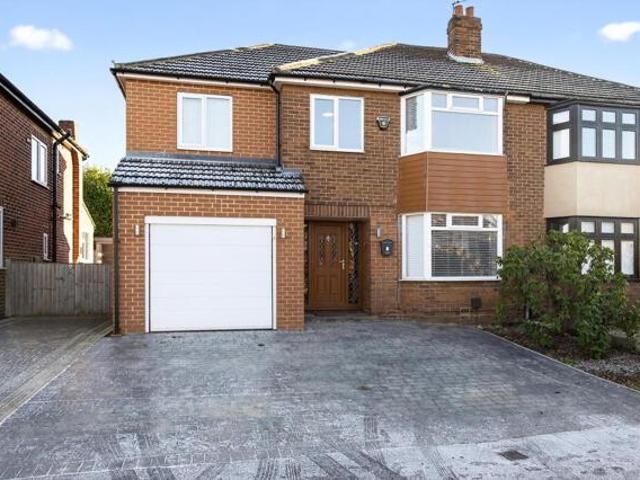 4 Bedroom House Milnthorpe Wakefield 101678855