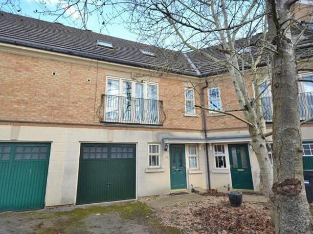 4 Bedroom House Milton Keynes Milton Keynes LS100917604
