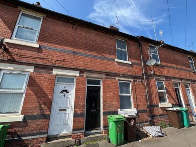 4 Bedroom House Nottingham Nottingham LS90575398