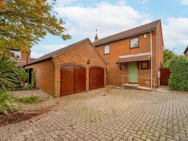 4 Bedroom House Nottingham Nottinghamshire 98504040