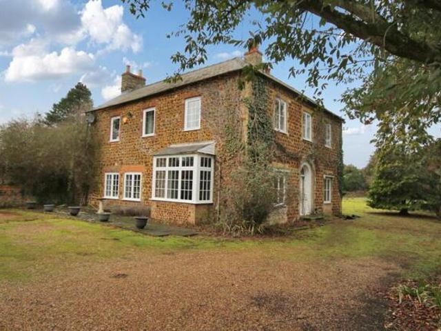 4 Bedroom House Norfolk Norfolk 100648841